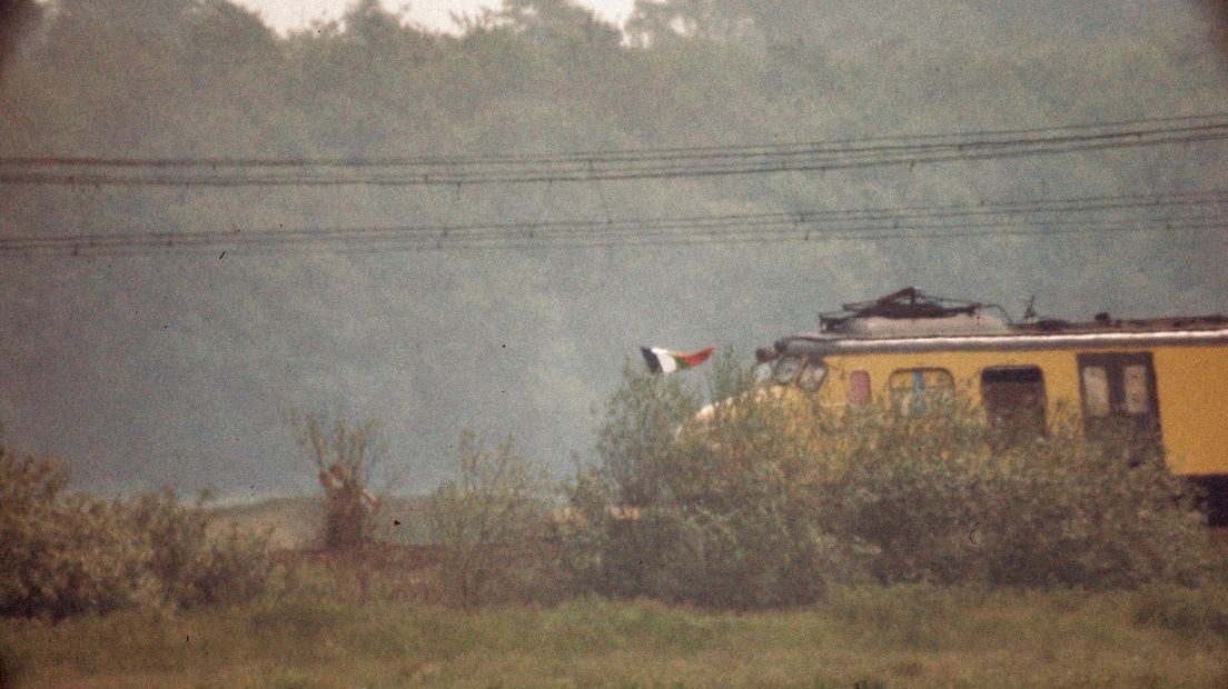 Boek over rechtszaak rond beëindiging treinkaping De Punt: 'Beeld is ...