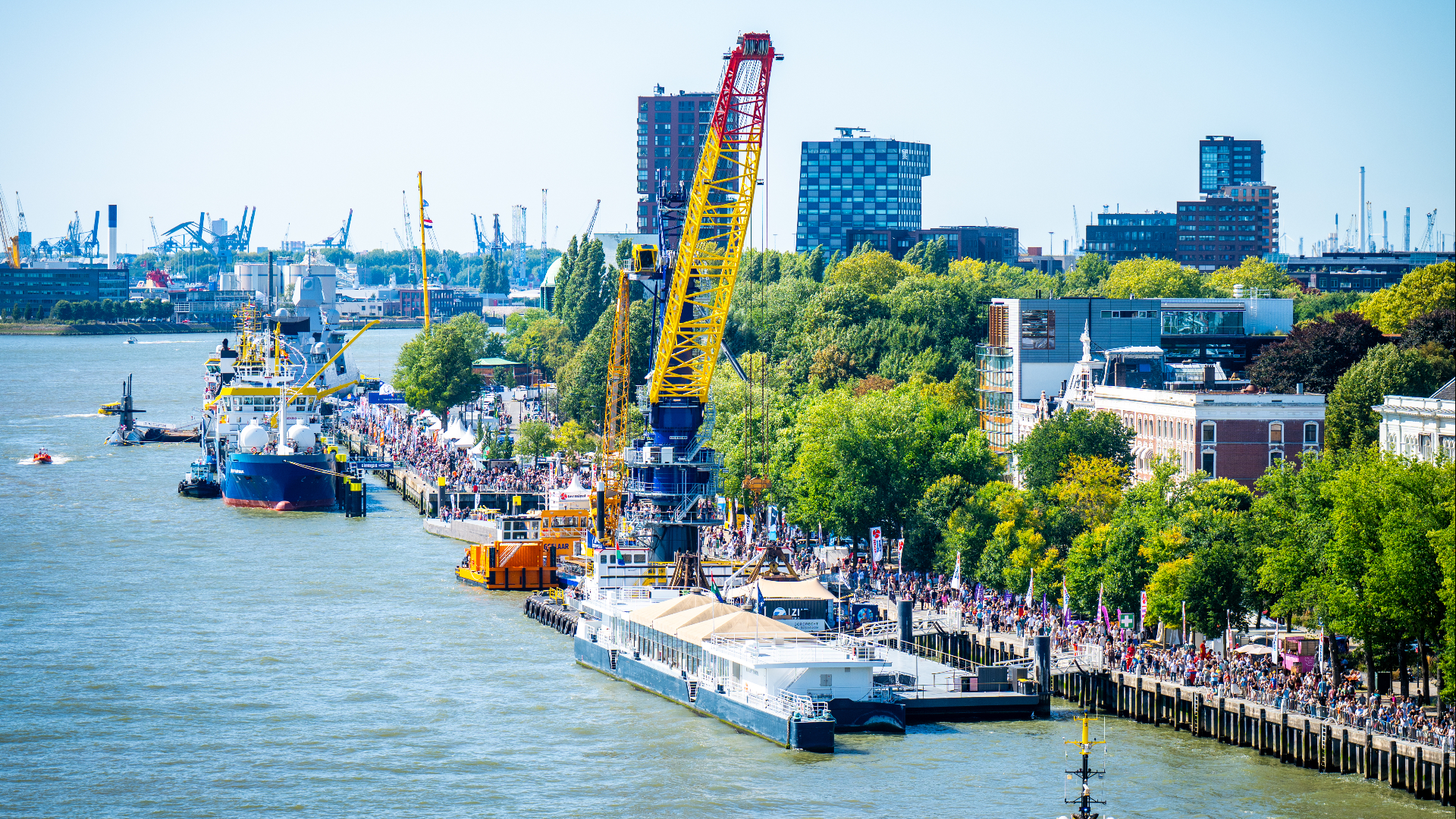 Vijf bijzondere momenten uit de geschiedenis van de Nieuwe Waterweg die ...