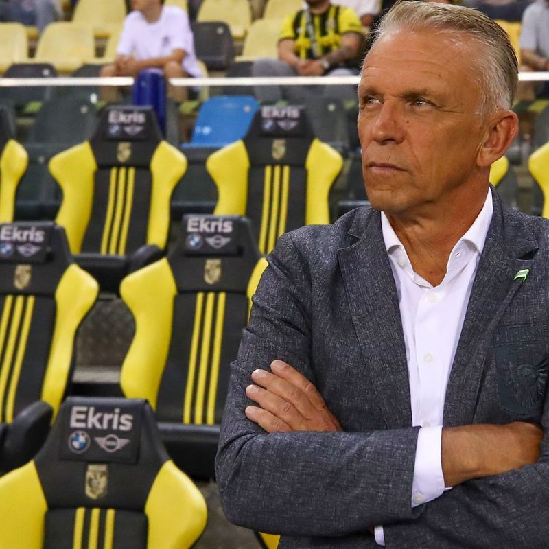 Edward Sturing: 'Stap voor stap weer naar de eredivisie met Vitesse ...