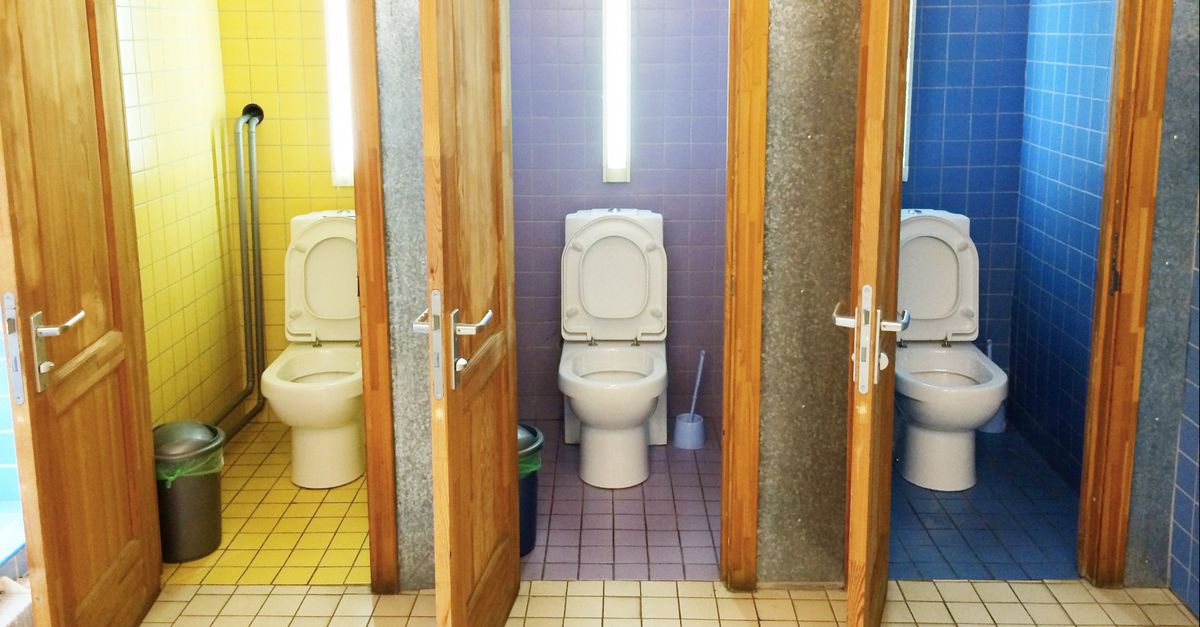 Wie nodig moet, heeft pech: openbare wc regelmatig ver weg - Omroep West