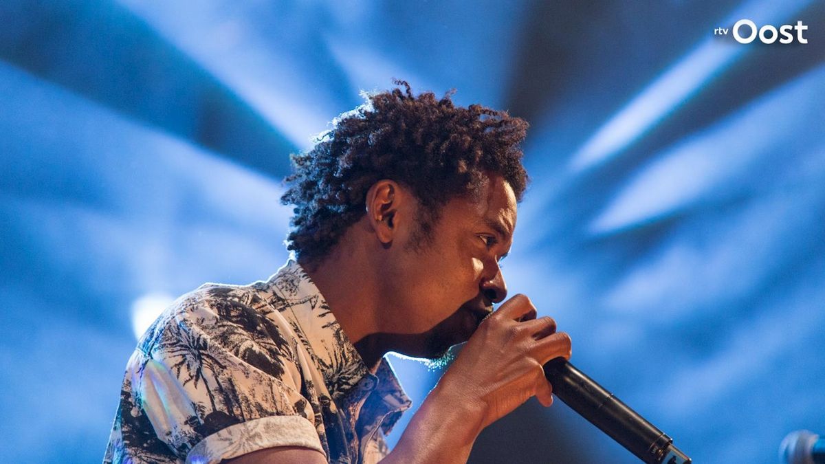 Huidskleur speelde rol om Zwolse rapper Typhoon staande te houden - Oost