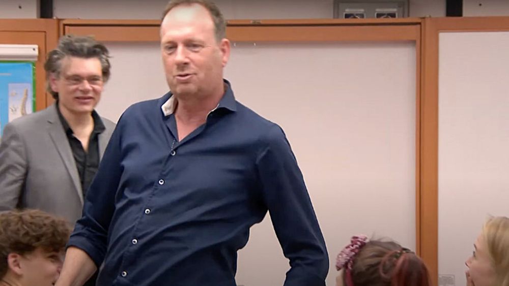 De klas van Peter Hoefnagels - Jochem van Gelder - Omroep Gelderland