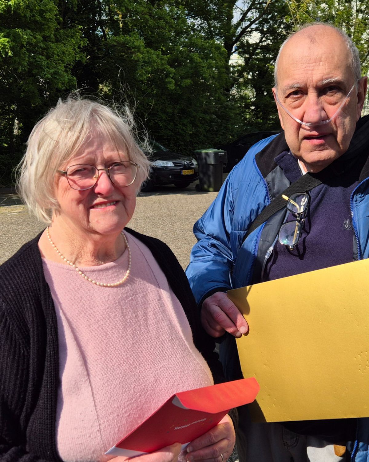 Emoties na winnen 50.000 euro bij straatprijs Postcode Loterij: 'Mijn ...