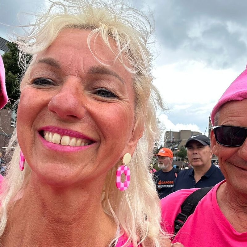 Jeltje raakte zeventien lymfeklieren kwijt, maar voltooit nu voor de ...