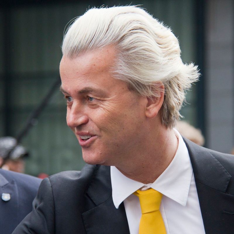 Verkopers van Geert Wilders-taart opgepakt - L1 Nieuws
