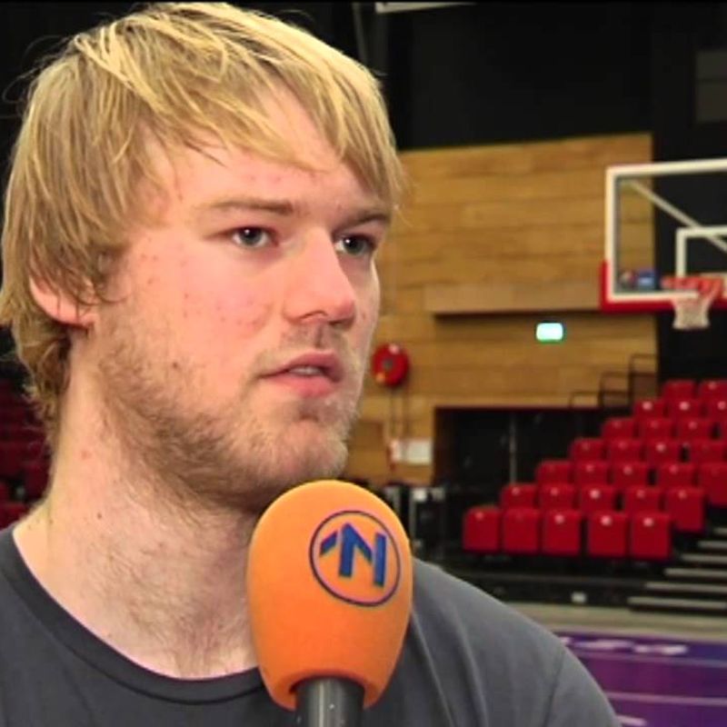 Donar legt Veenstra vast - RTV Drenthe