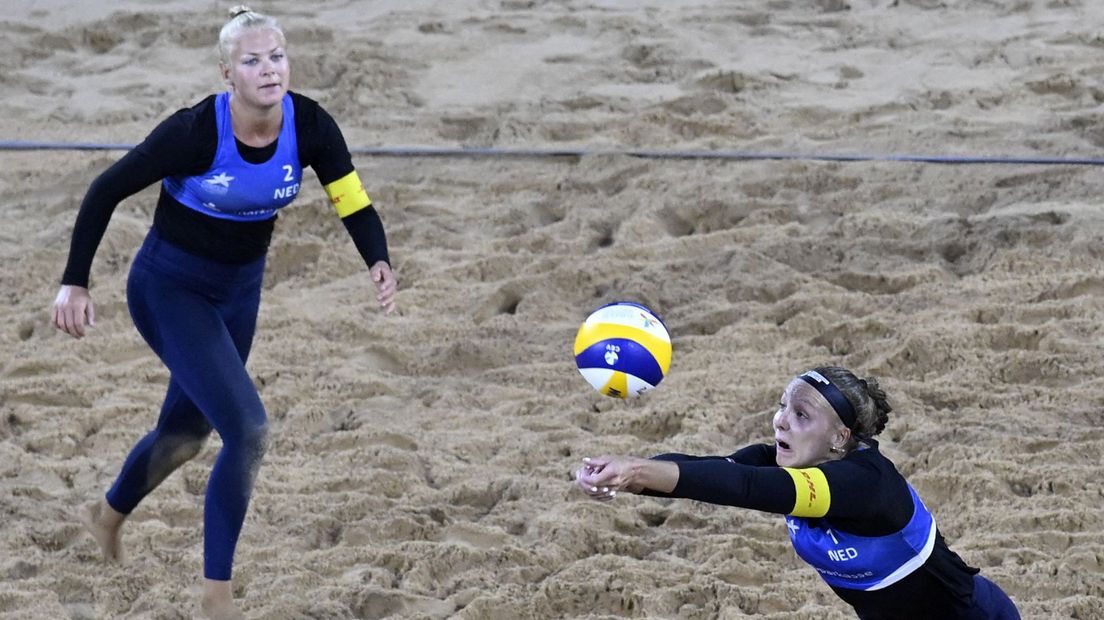 Brons voor beachvolleyballers Stam en Schoon in Doha - RTV Drenthe