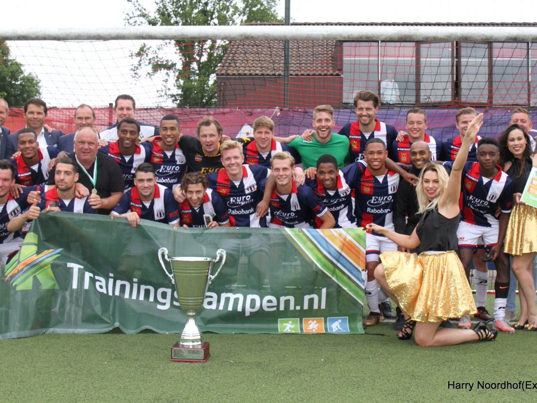 Excelsior Maassluis verslaat Smitshoek in finale Voetbal Rijnmond Cup ...