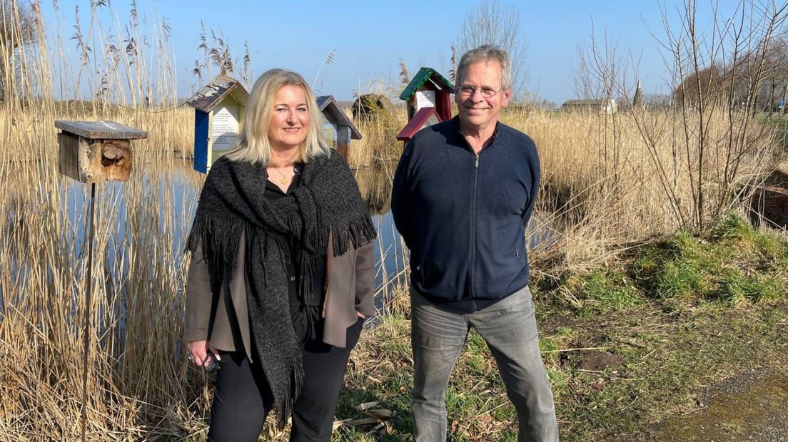 Poëzie in een vogelhuisje: 'Je ziet mensen stilstaan en aandachtig ...