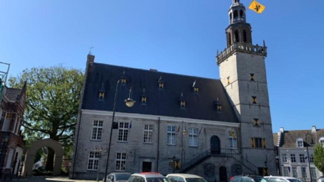 Raadslid eerst geschorst en vervolgens uit Algemeen Belang Groot Hulst ...