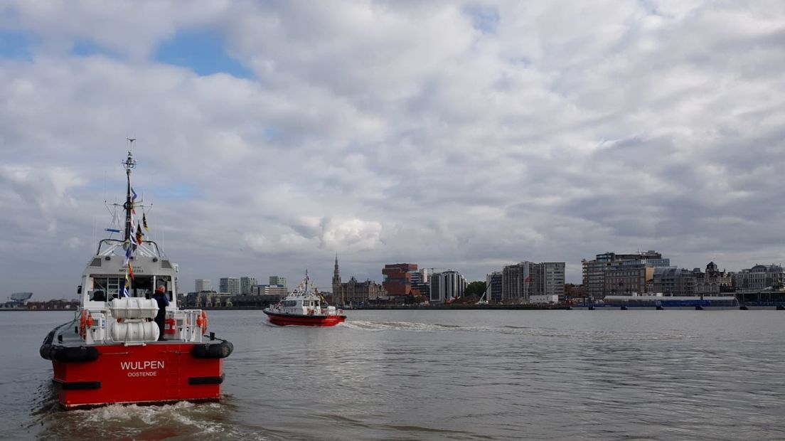 Nieuwe loodsboten na anderhalf jaar gedoopt - Omroep Zeeland