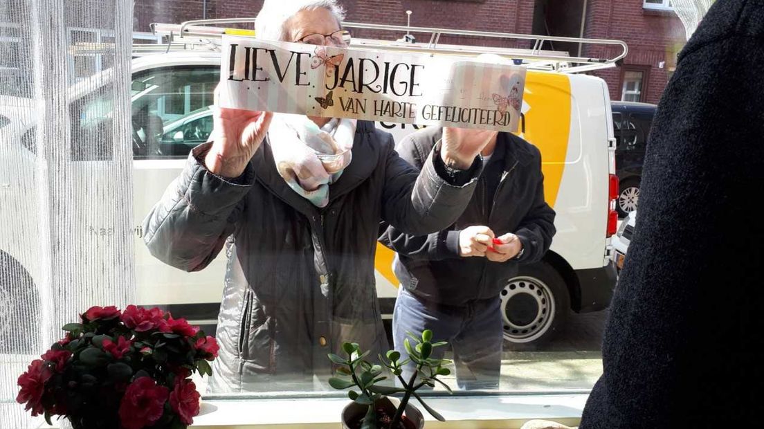 Coronacollectie toont onzekerheid, verdriet, saamhorigheid en Haagse ...