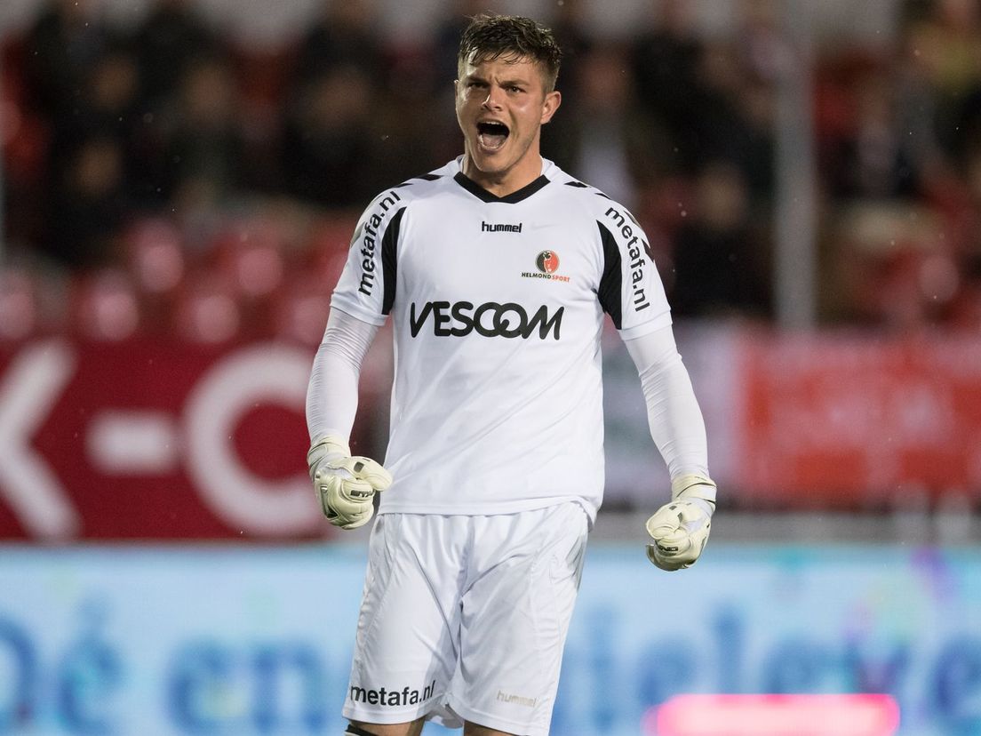 'Ik ging van de tractors naar de trams'; Hoe Excelsior-doelman Van ...