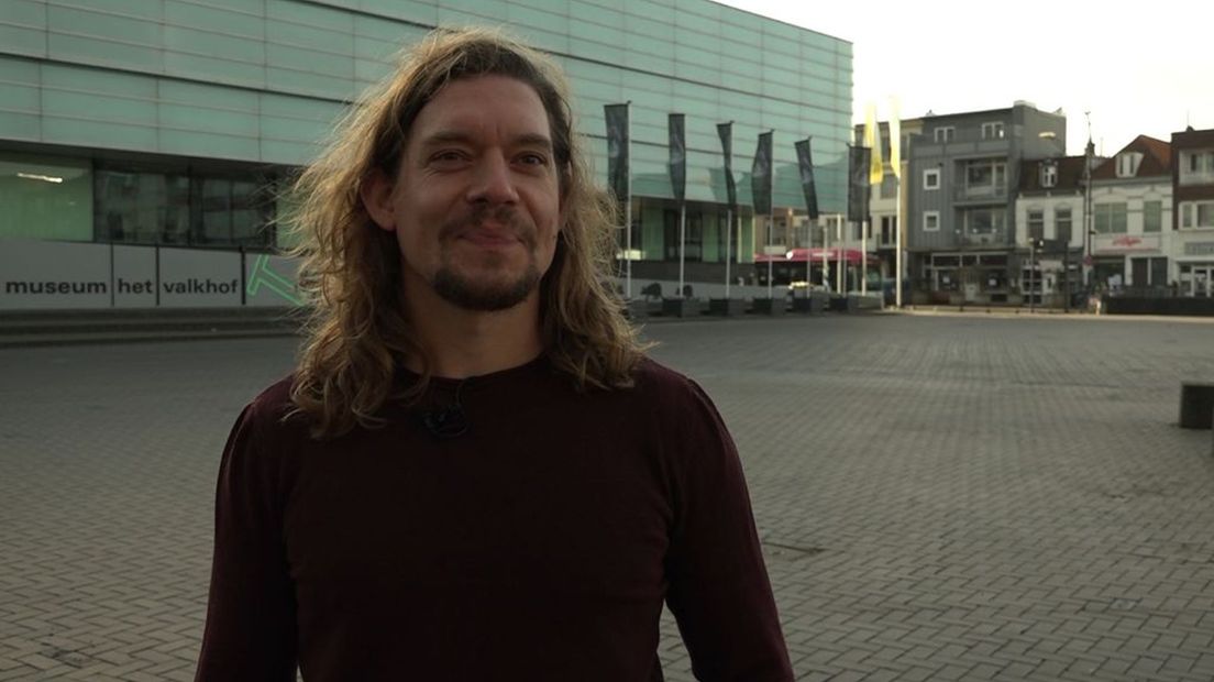 VVD-fractievoorzitter probeert het in Den Haag - Omroep Gelderland