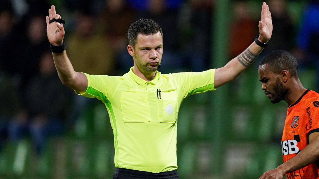 Hensgens fluit Heracles - Helmond Sport - RTV Oost