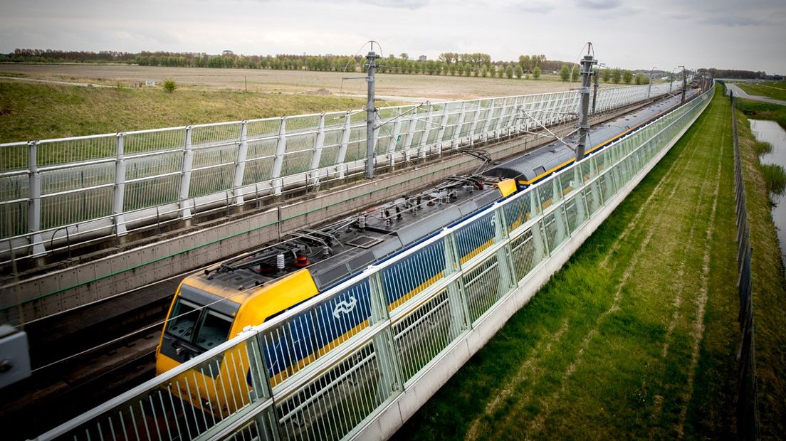 NS: softwarefout in treinen hsl-traject opgelost - Omroep West