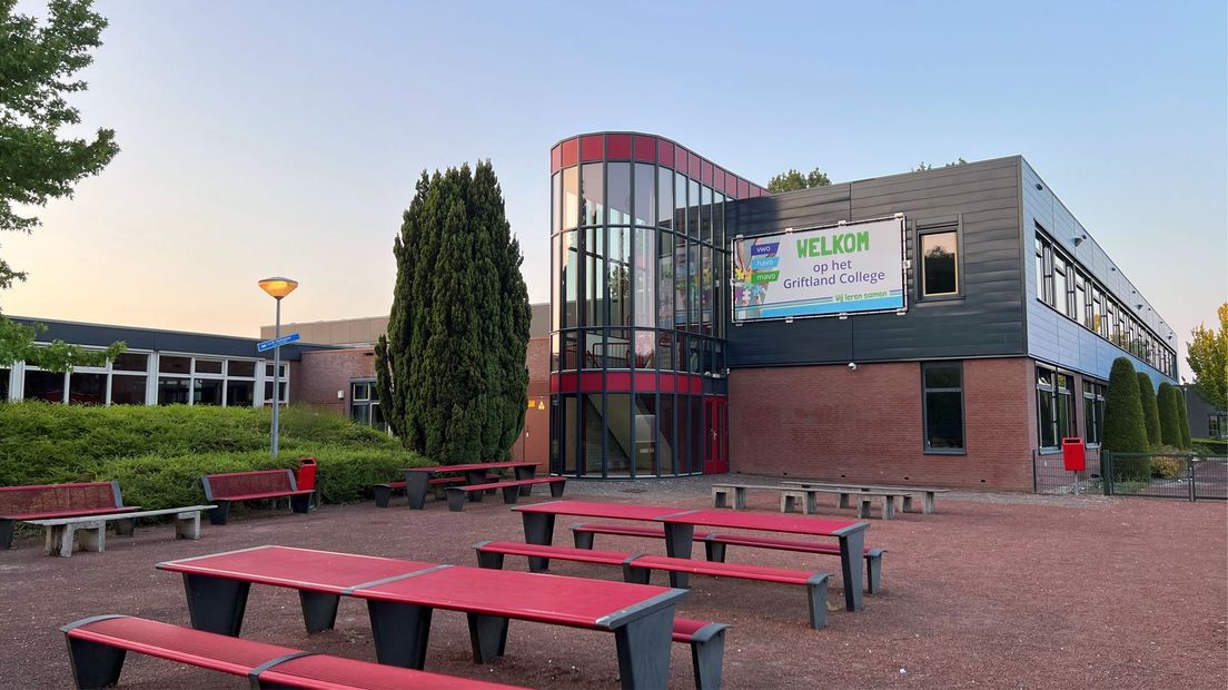 Griftland College Soest mag grotere school bouwen, kosten: minstens 31 ...