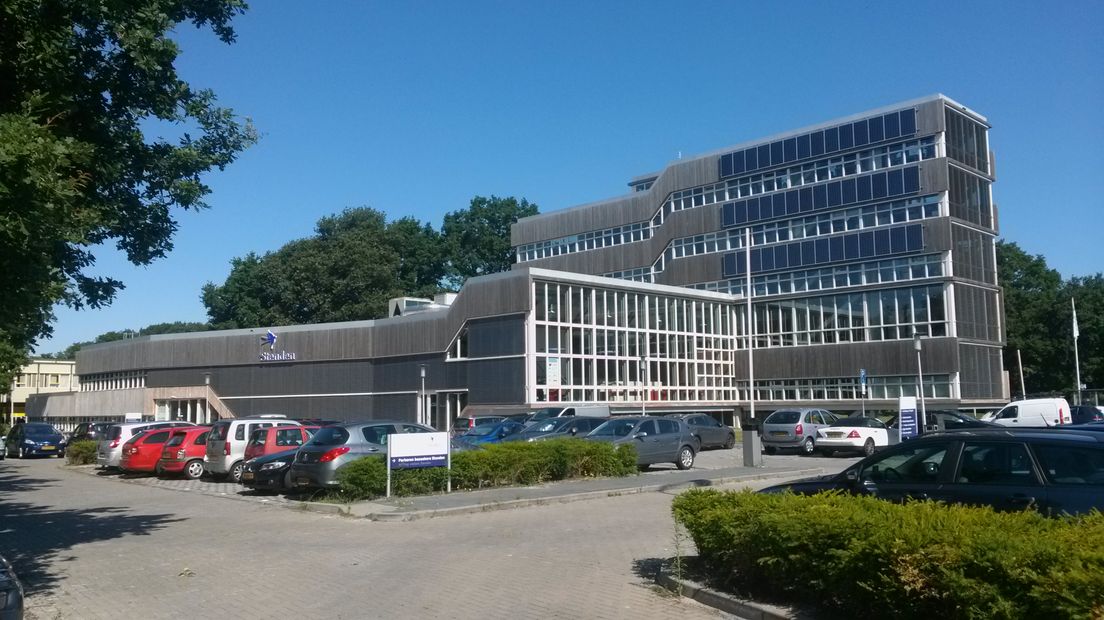 NHL Stenden in Emmen wil eigen studentencampus - RTV Drenthe