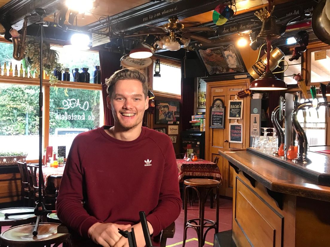 Ruinerwold-kind Israel van Dorsten in boek: 'Ik hoop soms dat vader doodgaat' - RTV Drenthe